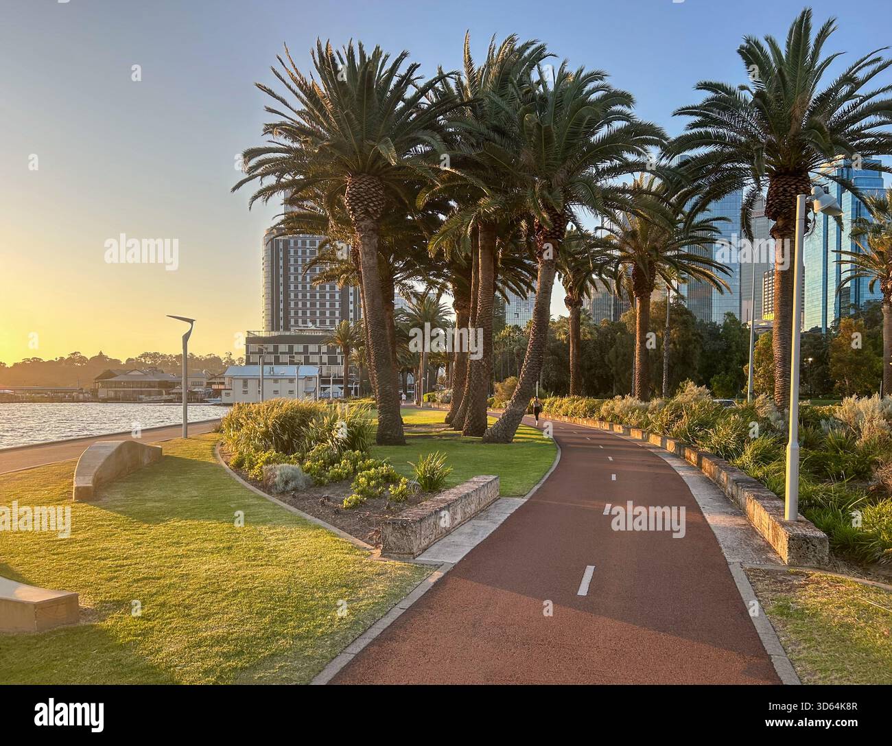 Waterfront path in perth hi-res stock photography and images - Alamy