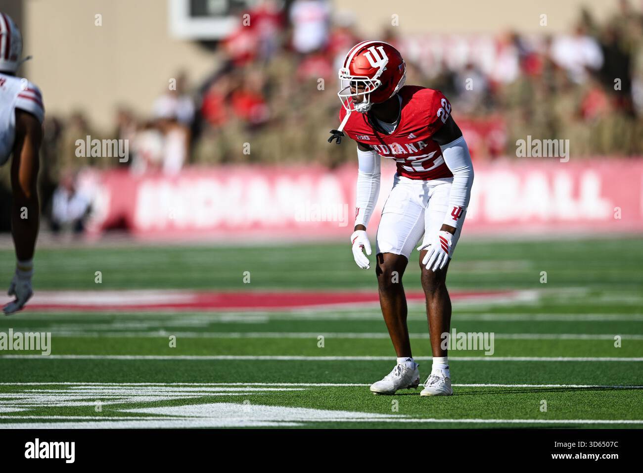 BLOOMINGTON, IN - NOVEMBER 15: Indiana Hoosiers DB Jamari Sharpe (22 ...