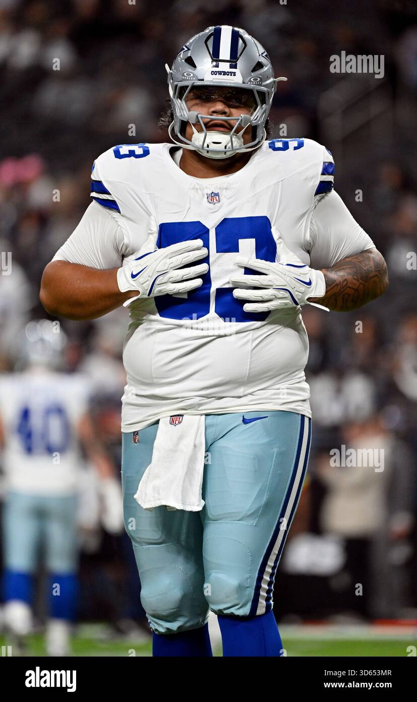 Dallas Cowboys defensive tackle Jay Toia (93) warms up before an NFL ...
