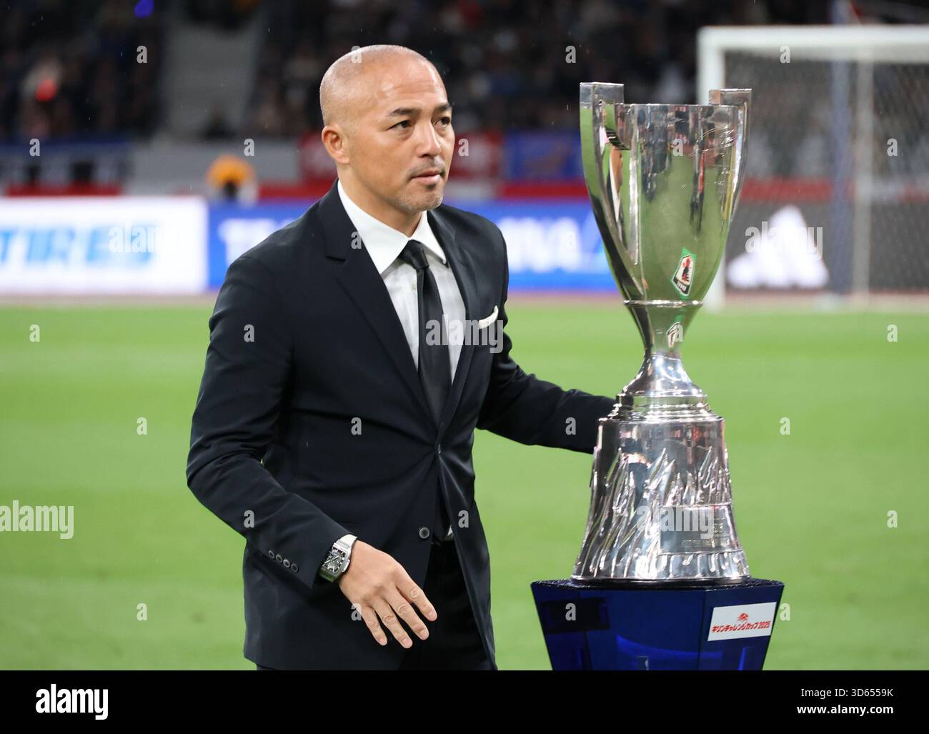 November 18, 2025, Tokyo, Japan - Japan's legendary football player ...