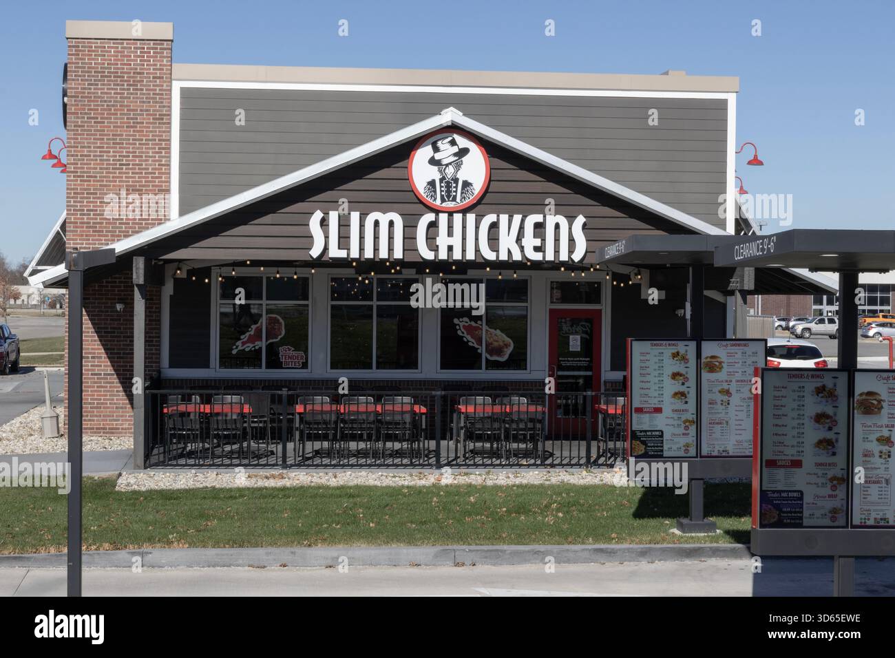 Indianapolis - November 16, 2025: Slim Chickens fast-casual restaurant ...