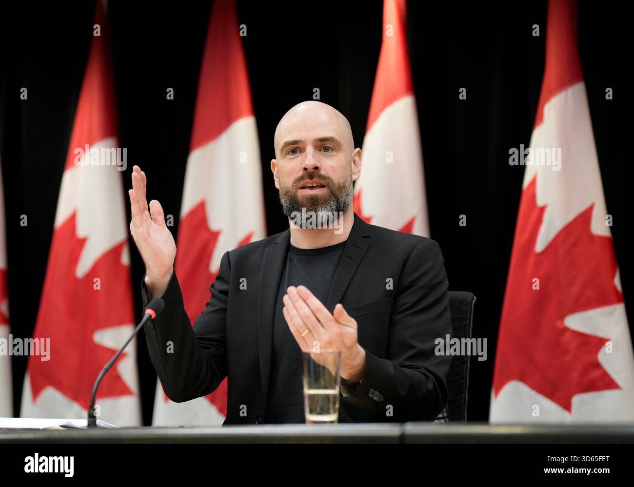 Institute for Canadian Citizenship Chief Executive Officer Daniel ...