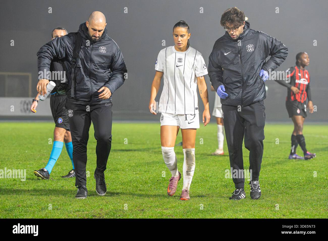 COMO, ITALY - NOVEMBER 15: Matilde Pavan of FC Como C) left the pitch ...
