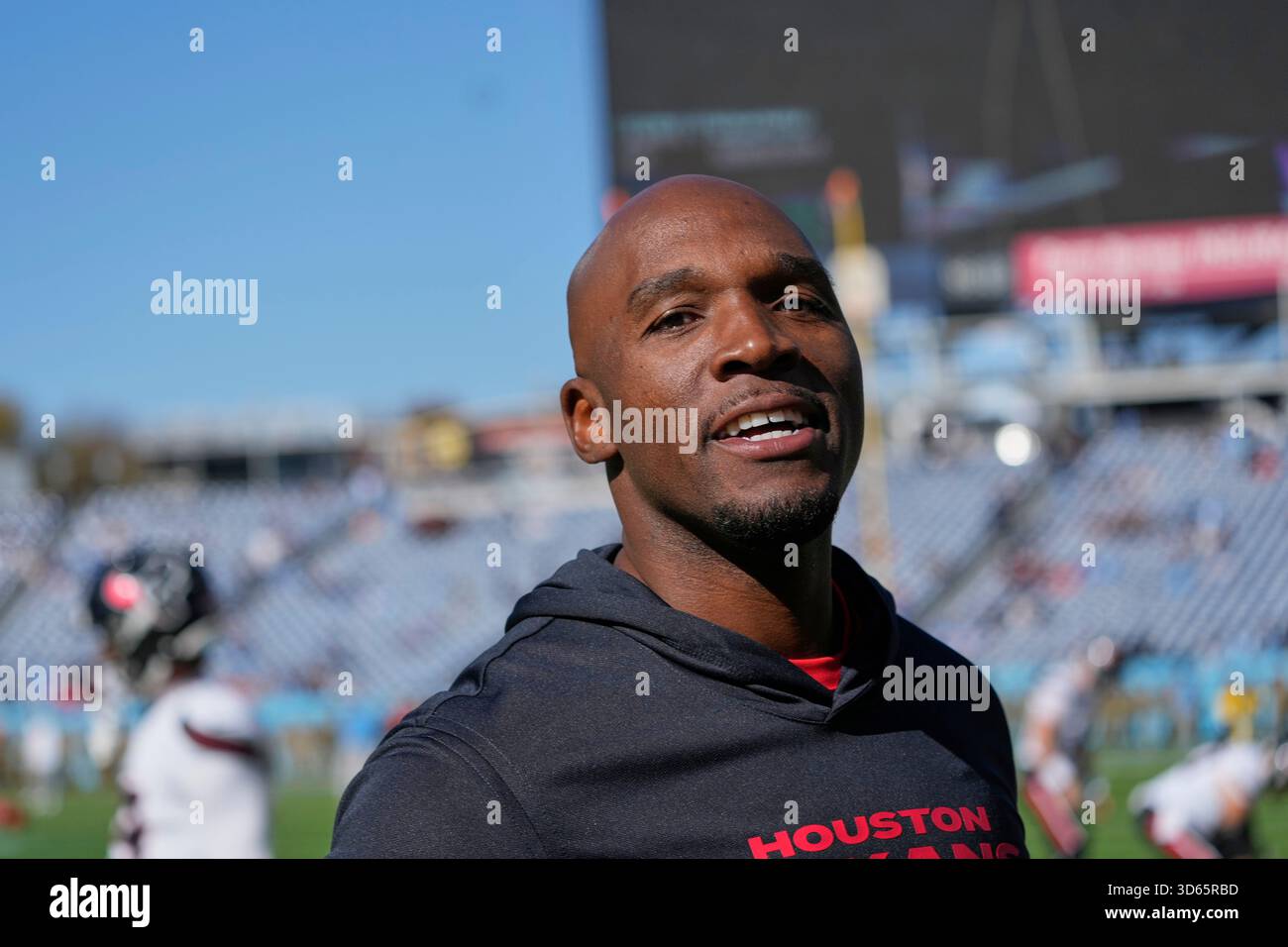 Houston Texans head coach DeMeco Ryans before an NFL football game ...