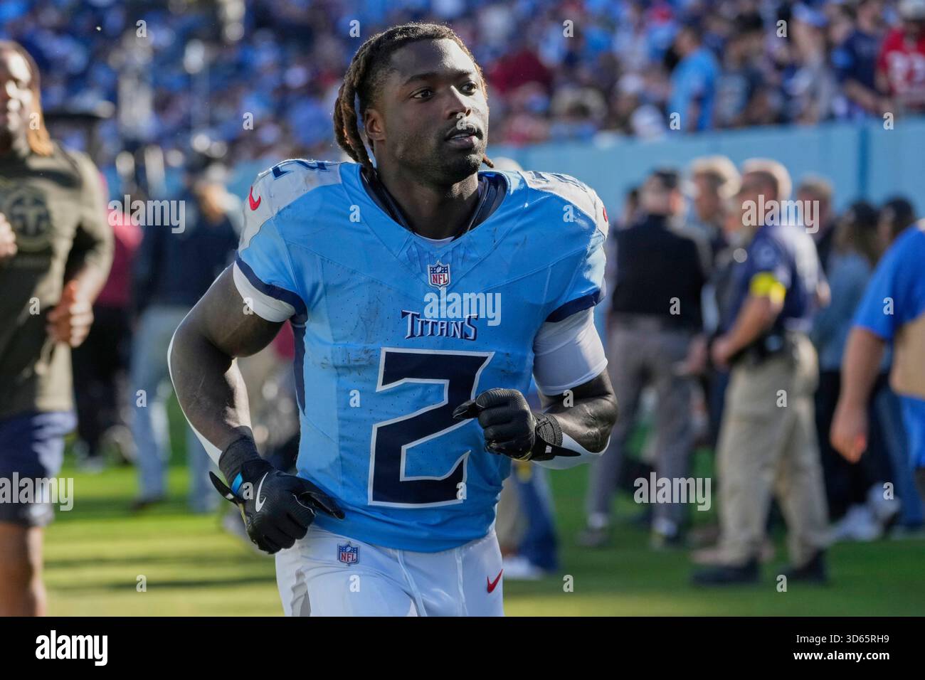 Tennessee Titans running back Tyjae Spears (2) during the first half of ...