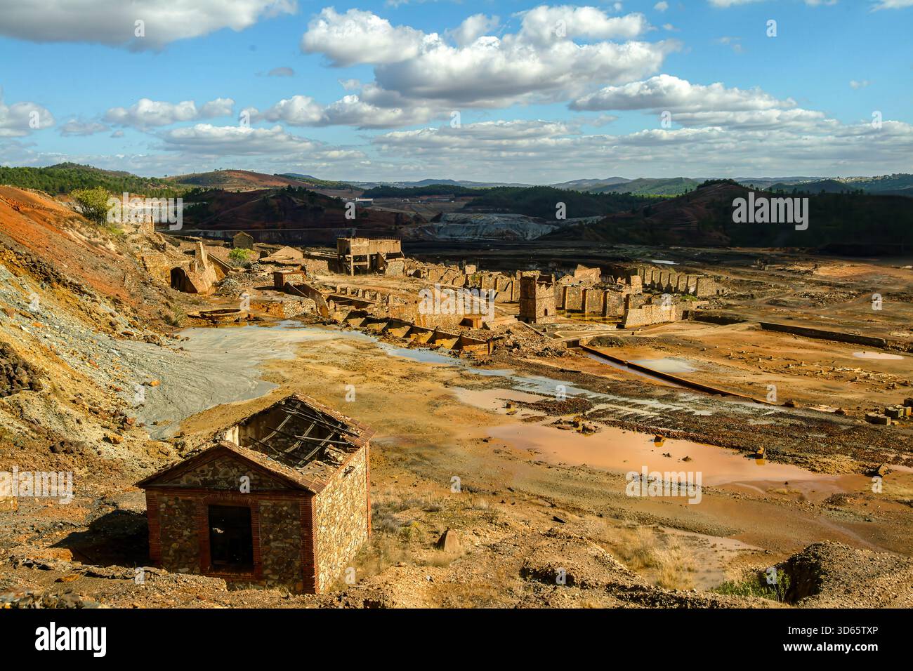 Exploring the vast ruins of the Río Tinto Copper Smelter Complex ...