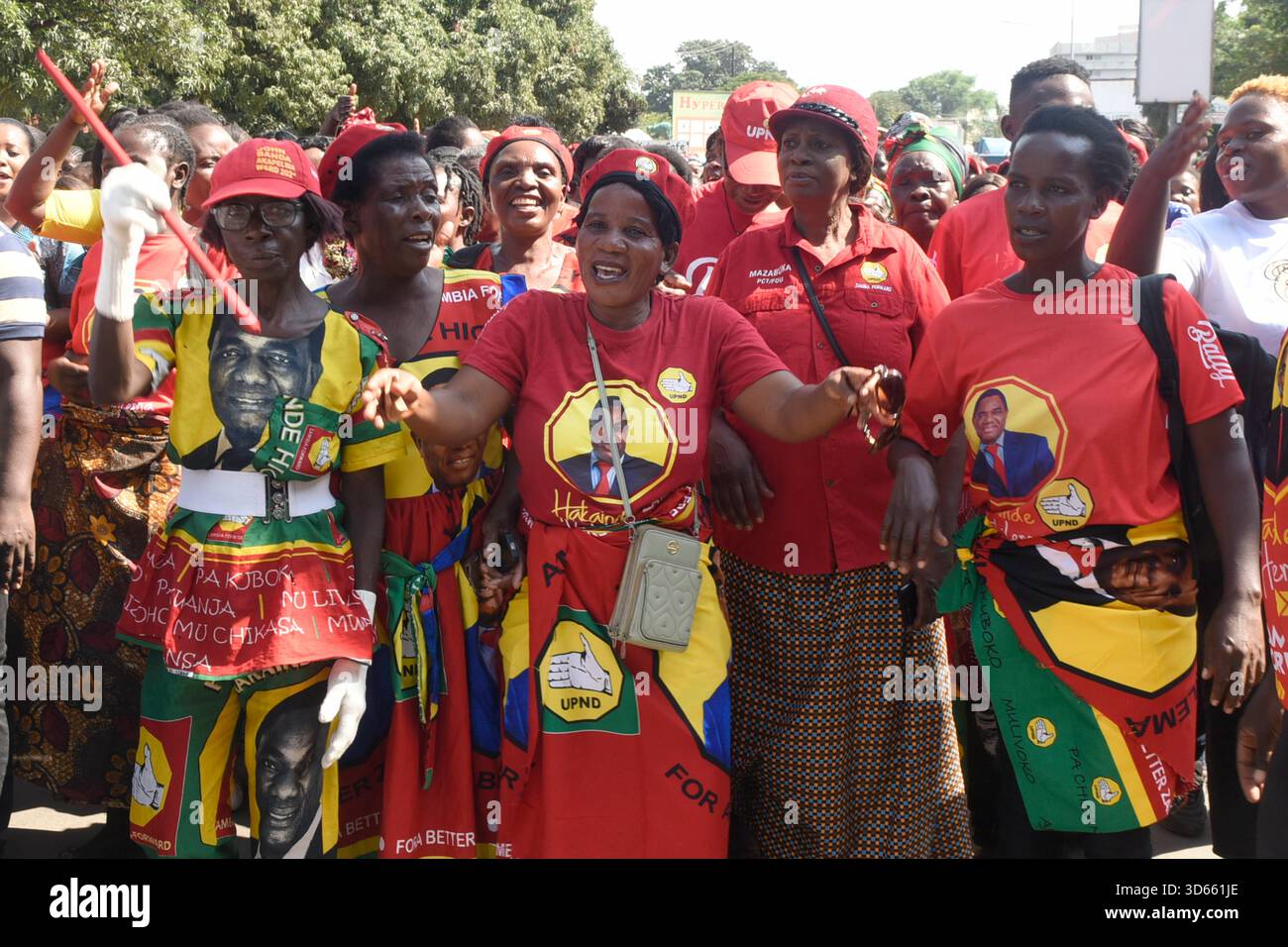 Frauen machen einem Umzug durch Livingstone zum internationalen ...
