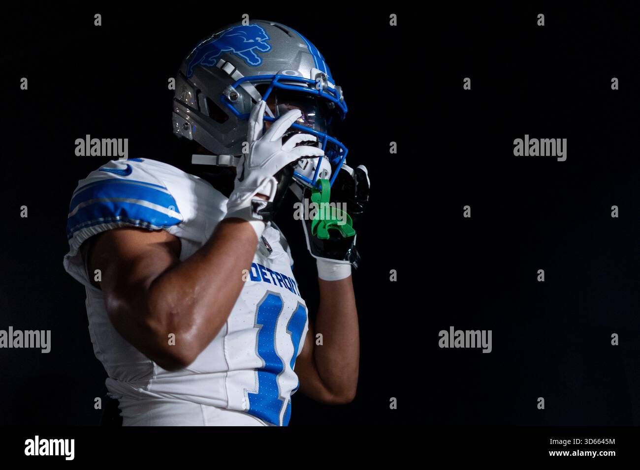 Detroit Lions wide receiver Kalif Raymond has out to the field prior to ...