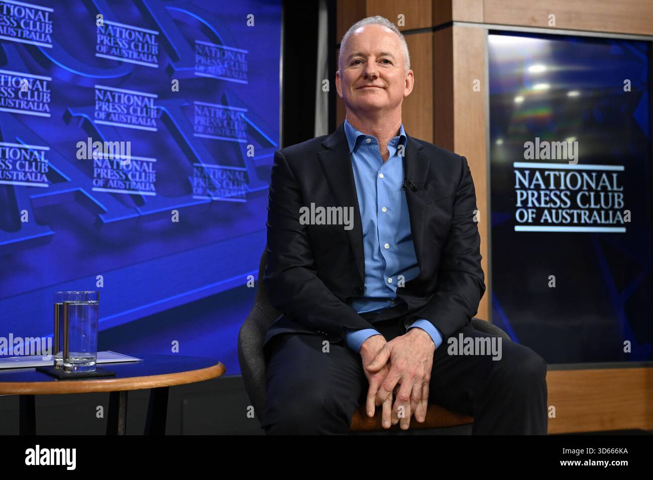 ABC managing director Hugh Marks prepares to address the National Press ...
