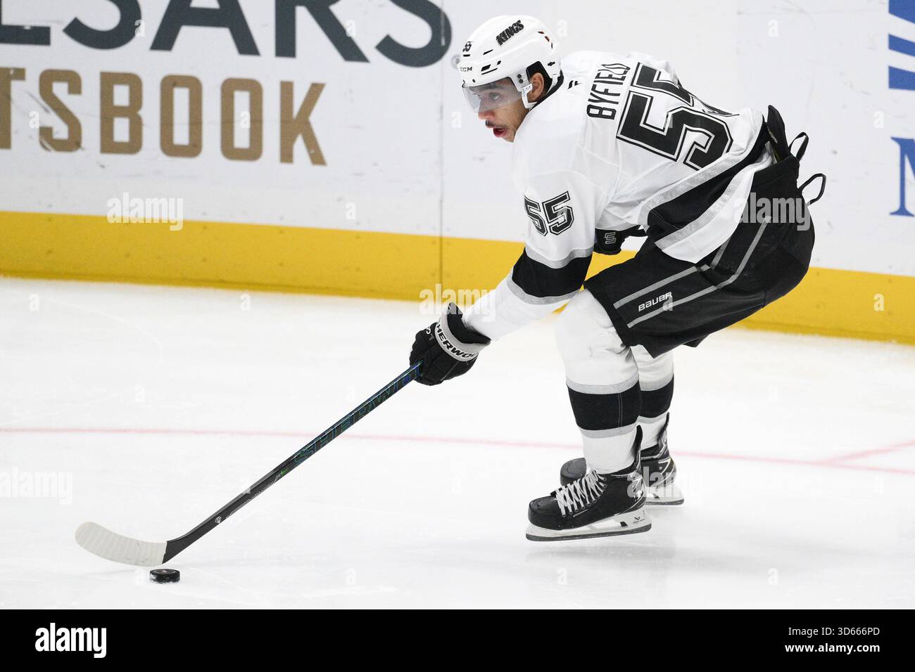 Los Angeles Kings right wing Quinton Byfield (55) in action during the ...