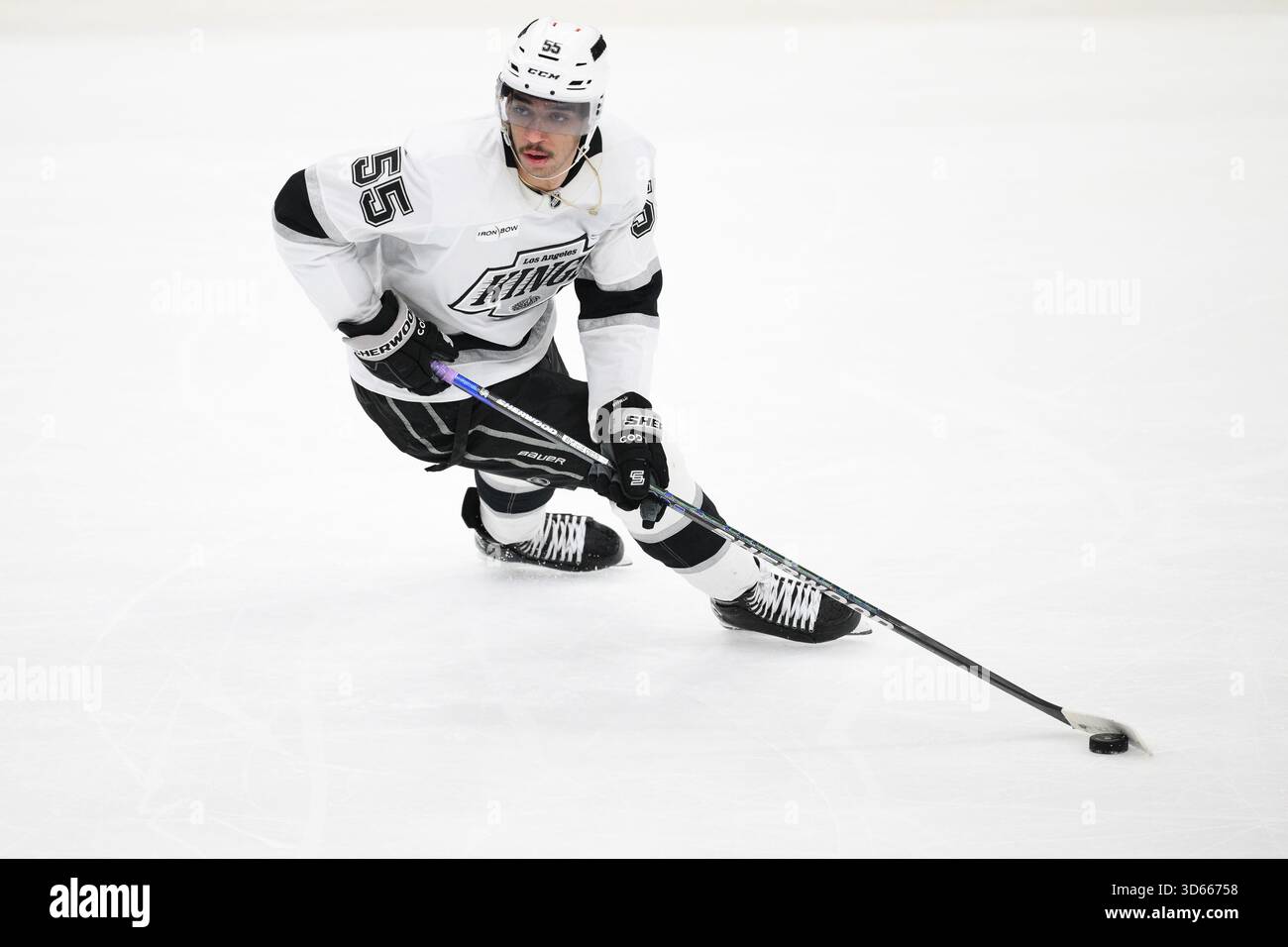 Los Angeles Kings right wing Quinton Byfield (55) in action during the ...