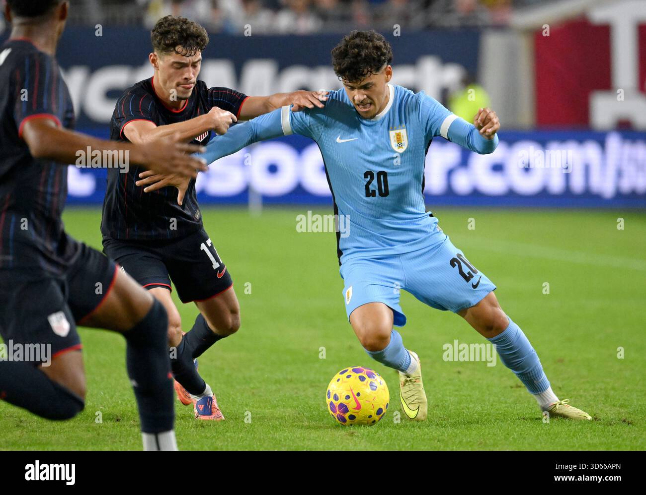 United States' Sebastian Berhalter (17) and Uruguay's Maximiliano ...