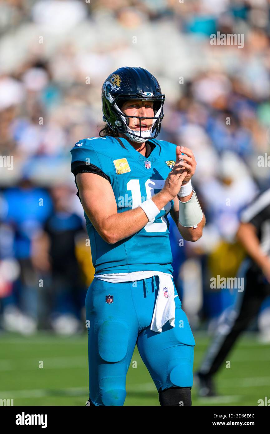 Jacksonville Jaguars quarterback Trevor Lawrence (16) stands on the ...