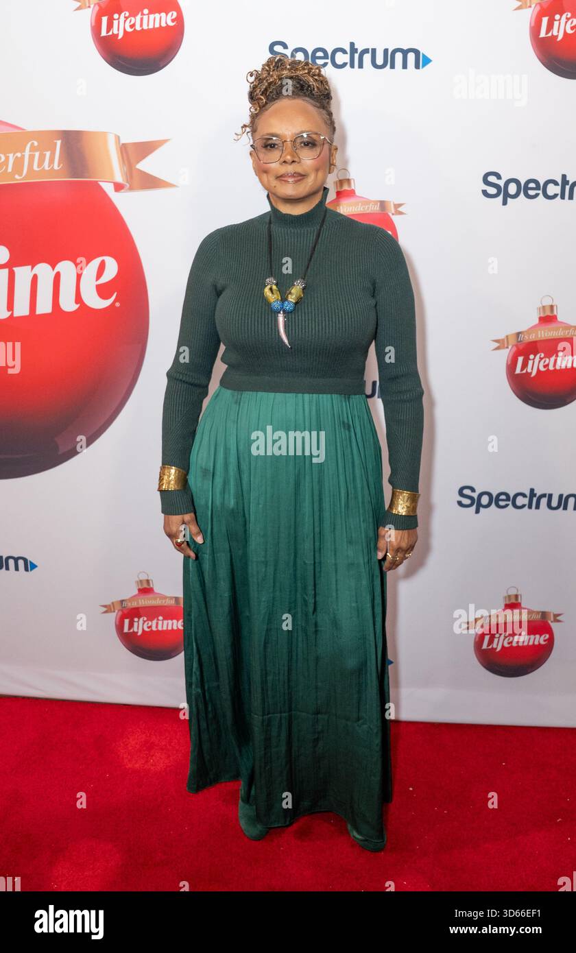 Debbi Morgan attends Lifetime Celebrates Annual 'It's a Wonderful ...