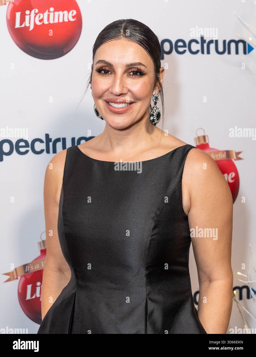 Stephanie Jones of Blue Star Wives attends Lifetime Celebrates Annual ...