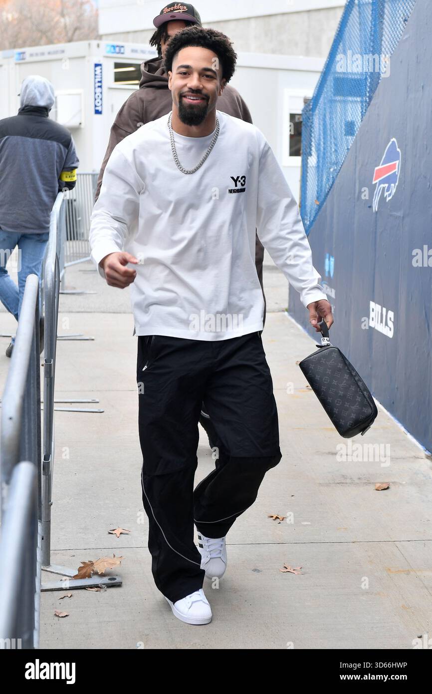 Buffalo Bills wide receiver Khalil Shakir arrives at Highmark Stadium ...
