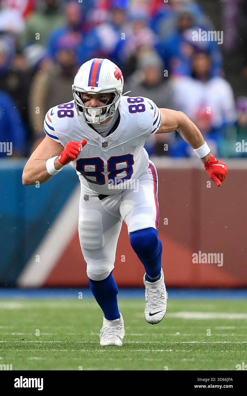 Buffalo Bills tight end Dawson Knox (88) runs on the field during the ...