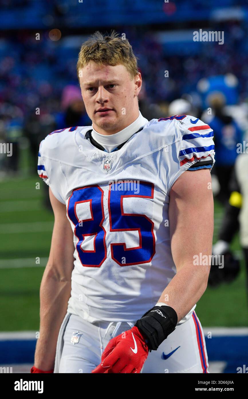 Buffalo Bills tight end Jackson Hawes (85) walks off the field after an ...