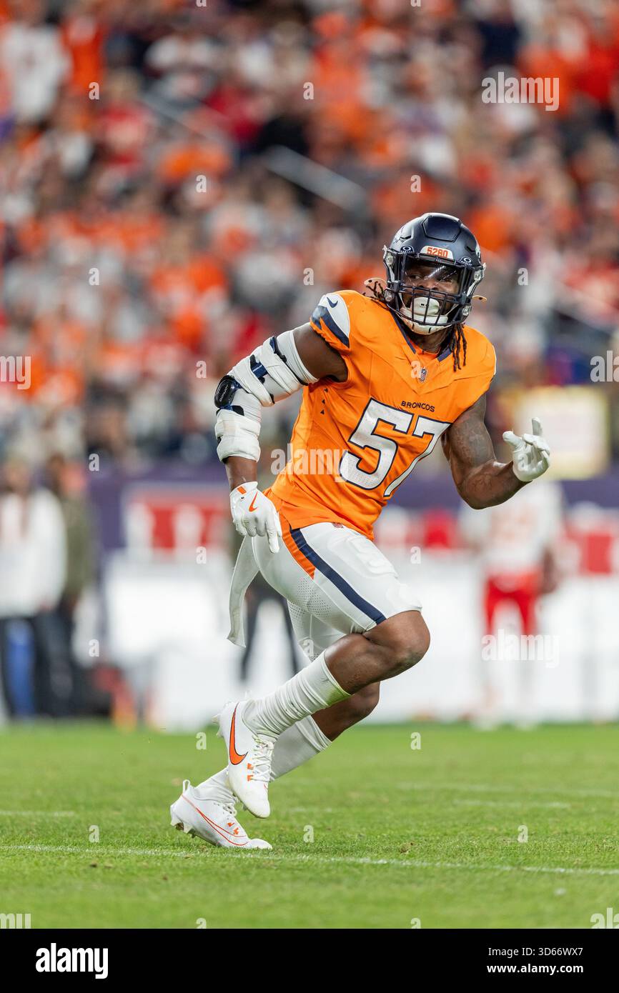 Denver Broncos linebacker Dre Greenlaw (57) against the Kansas City ...