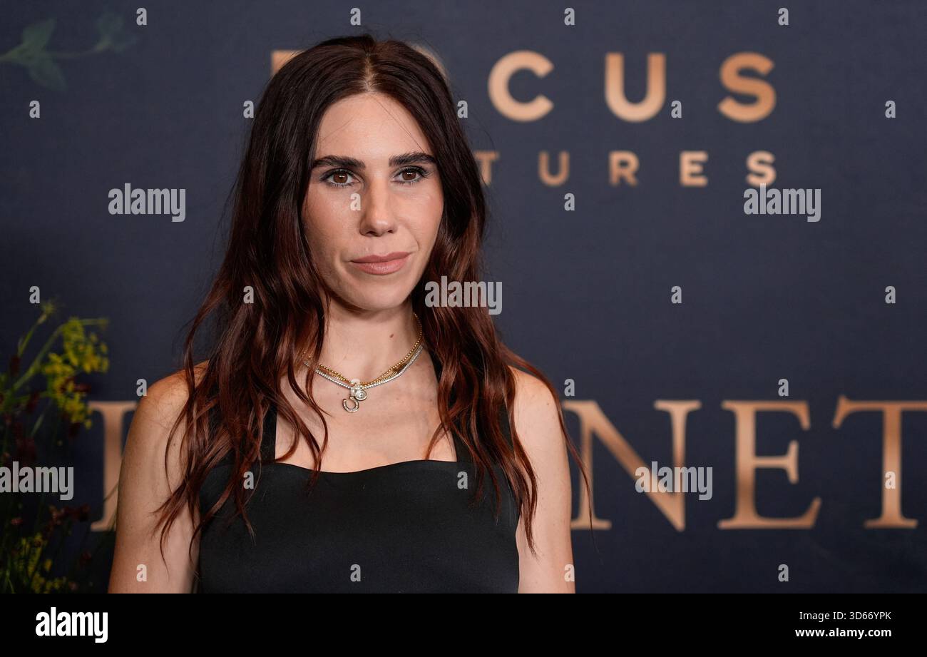 Zosia Mamet arrives at the premiere of the film "Hamnet" on Tuesday ...