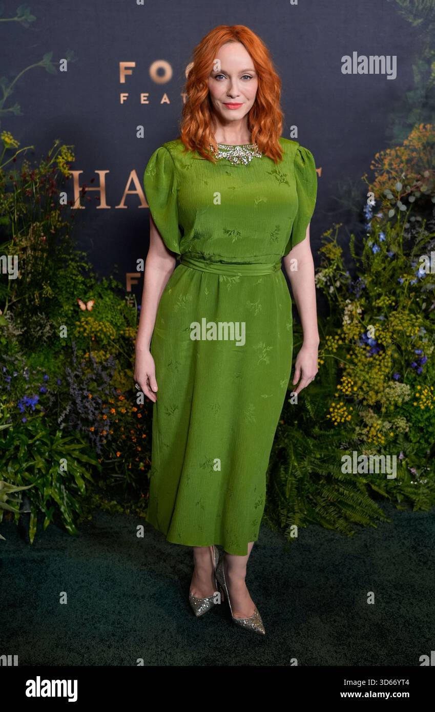 Christina Hendricks arrives at the premiere of the film "Hamnet" on ...