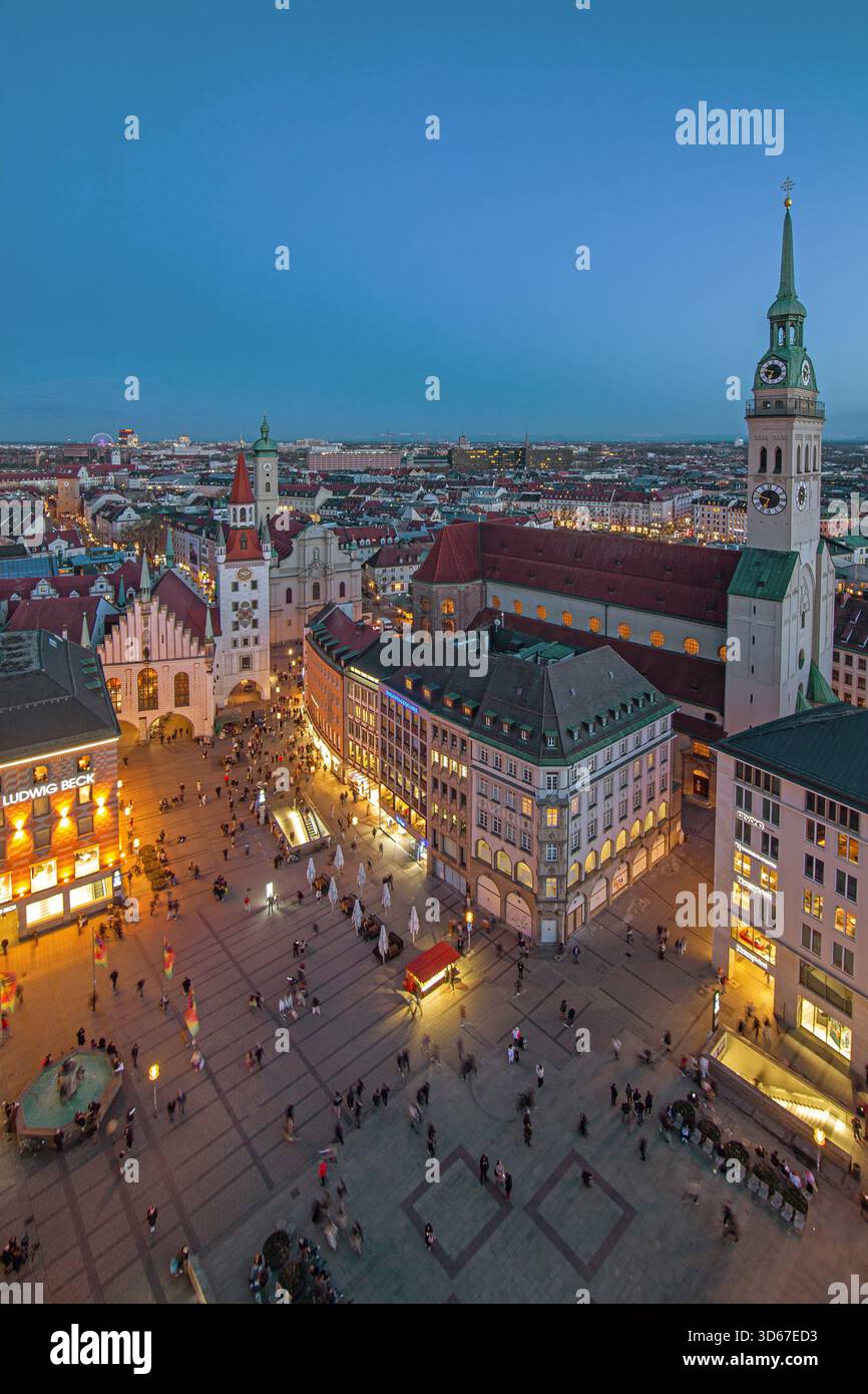 View from the tower of the New Town Hall onto Marienplatz, Munich ...