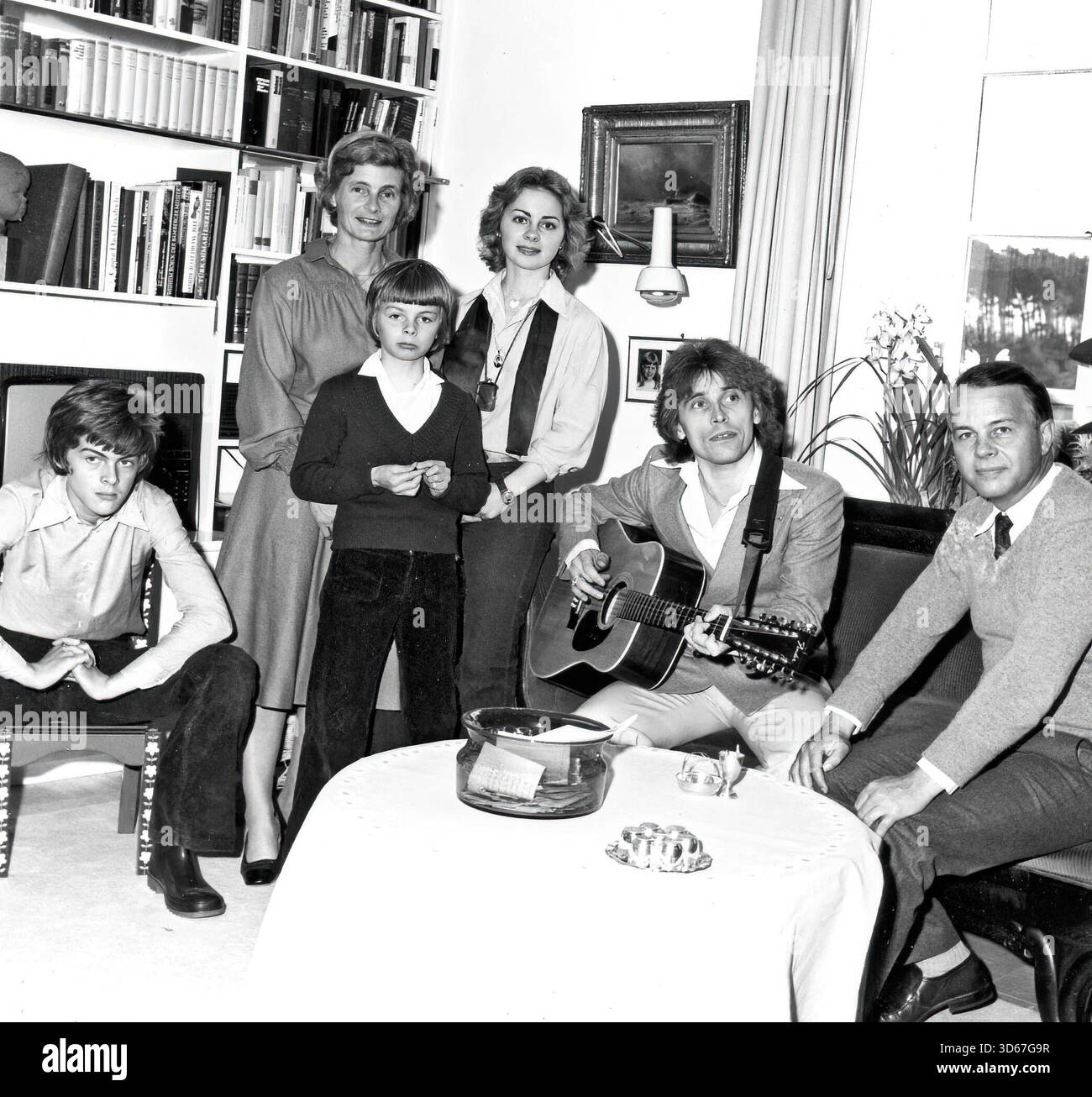 ARCHIV: Ursula von der Leyen Familienfoto 1978: Sohn Lorenz , Dr. Ernst ...