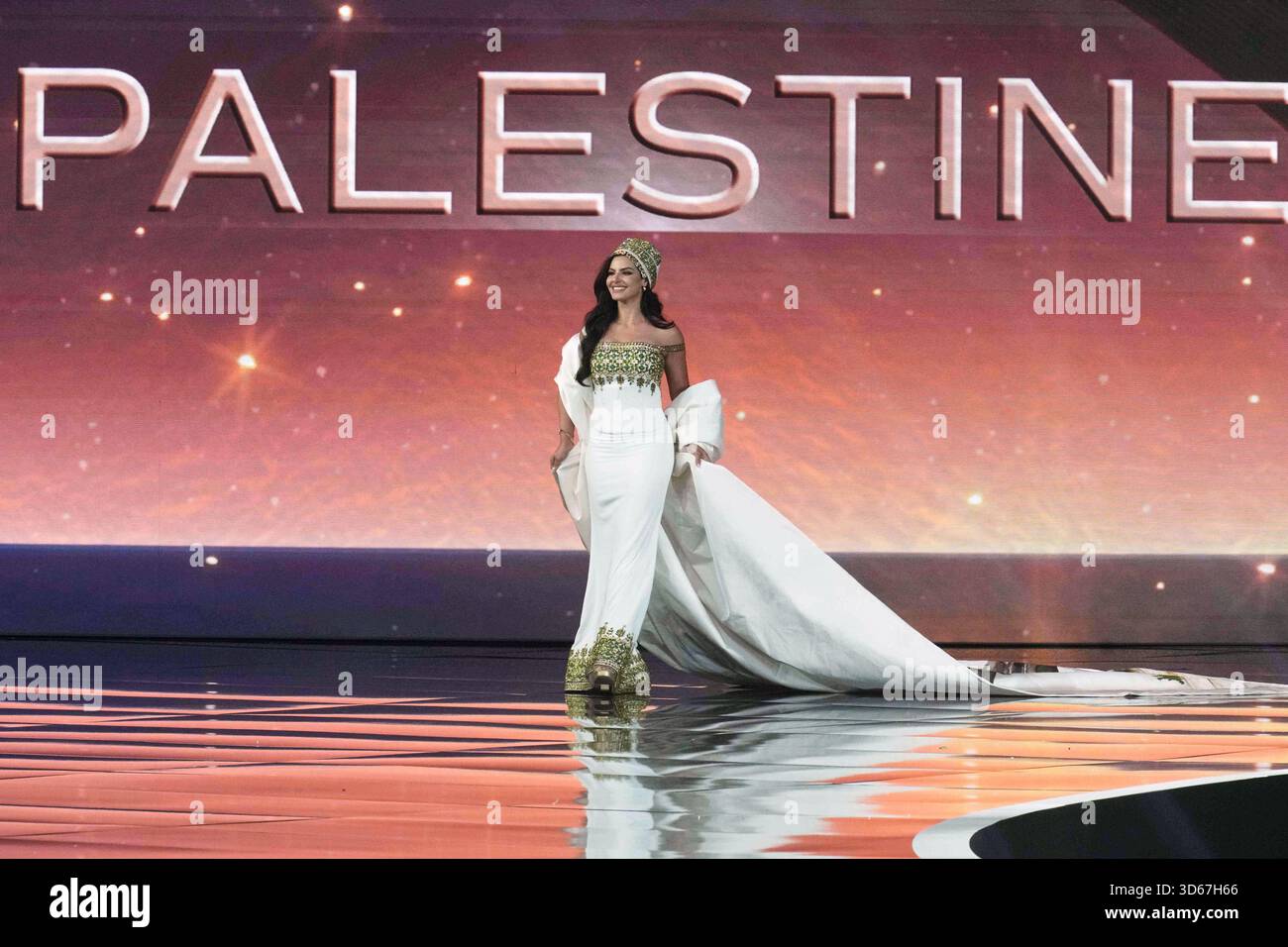 Miss Palestine Nadeen Ayoub competes in the national costume ...