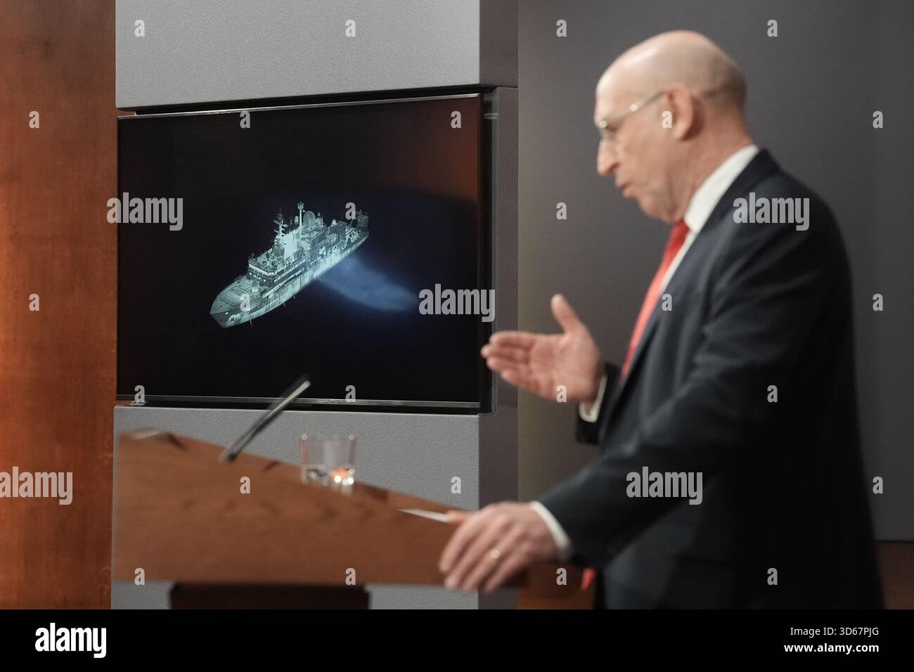 Defence Secretary John Healey delivering a speech on how the UK's ...