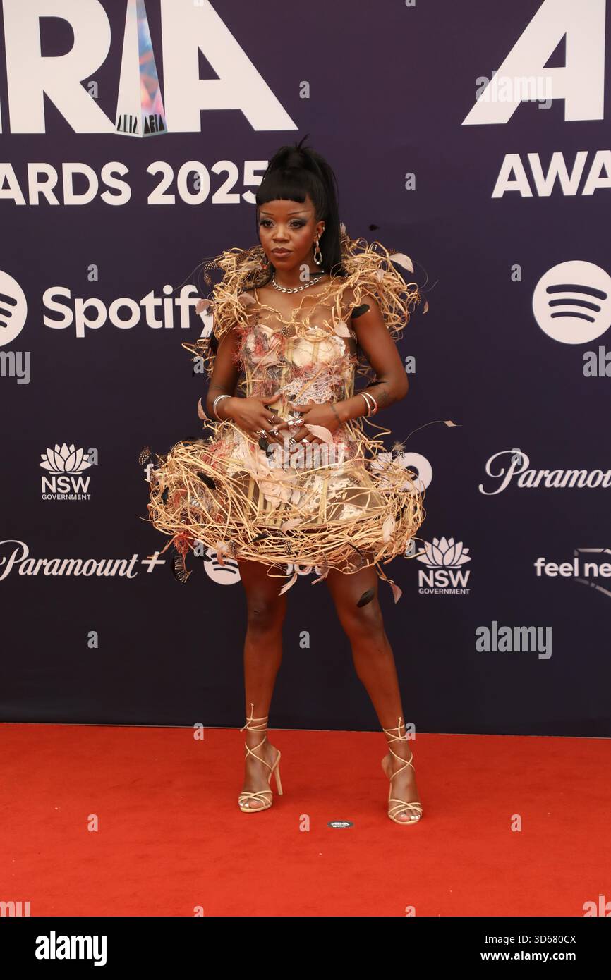 Sydney, Australia. 19th November 2025. Tkay Maidza arrives on the red ...
