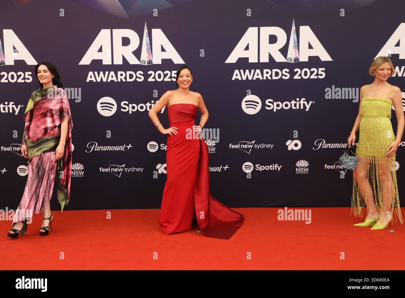 Sydney, Australia. 19th November 2025. Andrea Lam arrives on the red ...