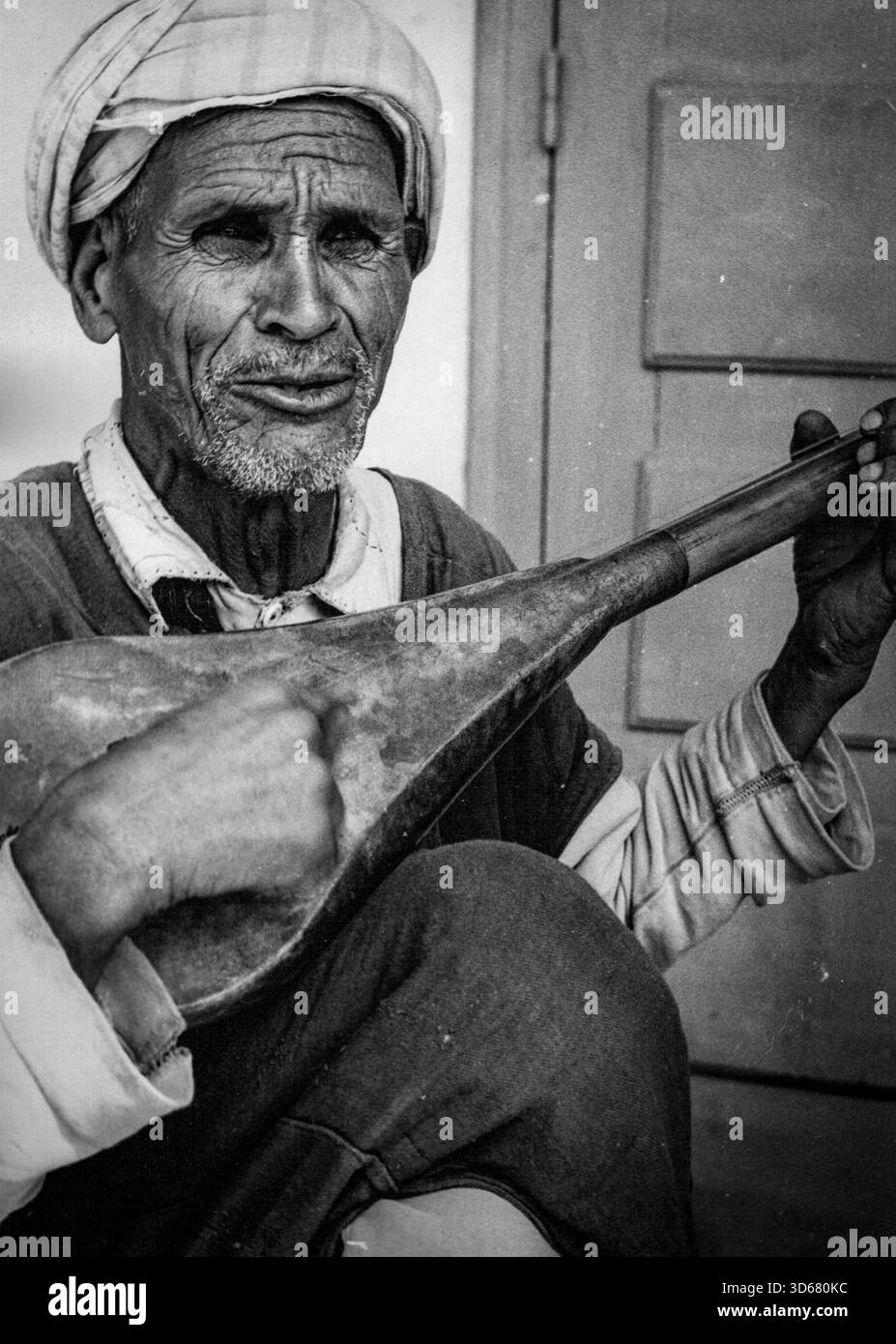 Music portrait Black and White Stock Photos & Images - Alamy