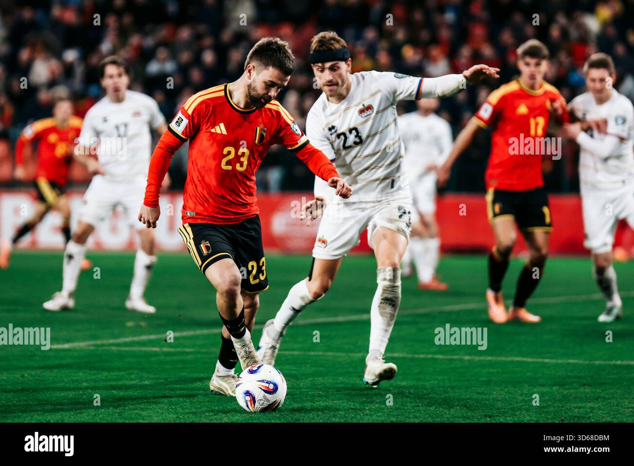 Nicolas Raskin (Belgium, 23) in a duel with Jens Hofer (Liechtenstein ...