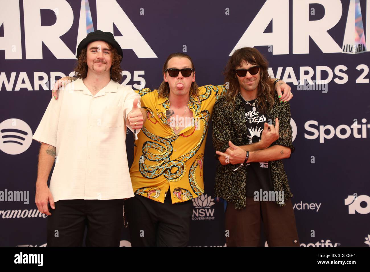 Sydney, Australia. 19th November 2025. Danny Beus, BC Michael Marks and ...