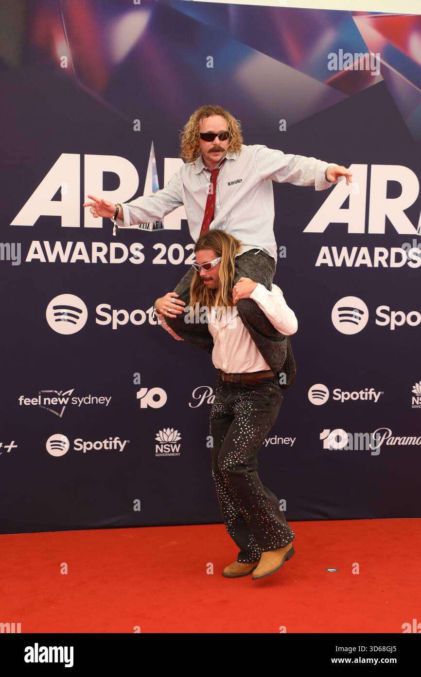 Sydney, Australia. 19th November 2025. Alex Gray and Oliver Critchley ...