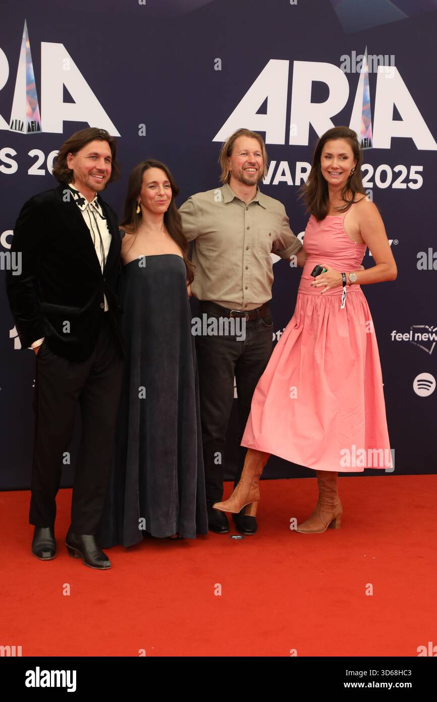 Sydney, Australia. 19th November 2025. Sam Teskey and partner April ...