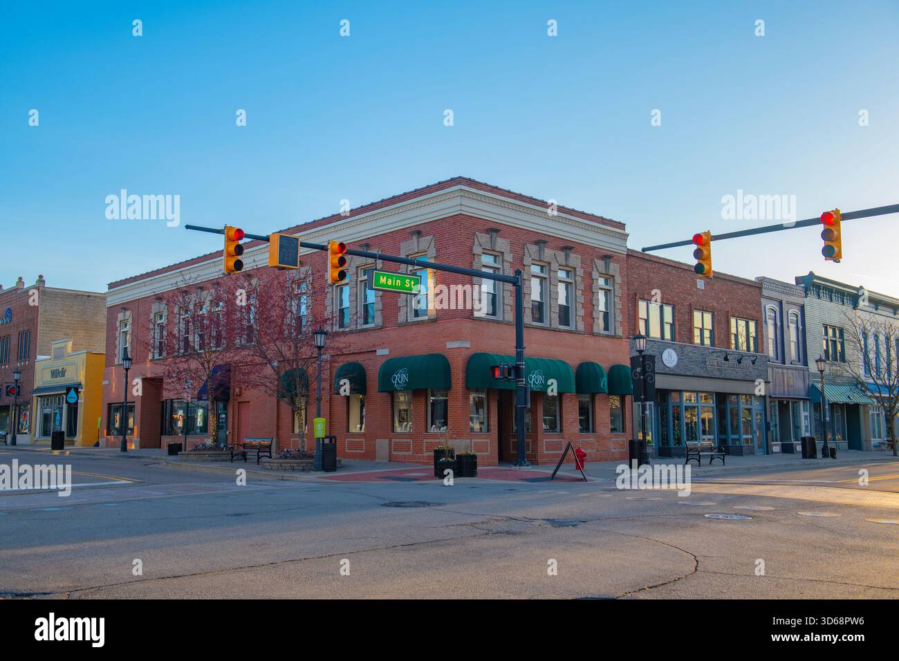 Historic commercial building on W Main Street at N Center Street in ...