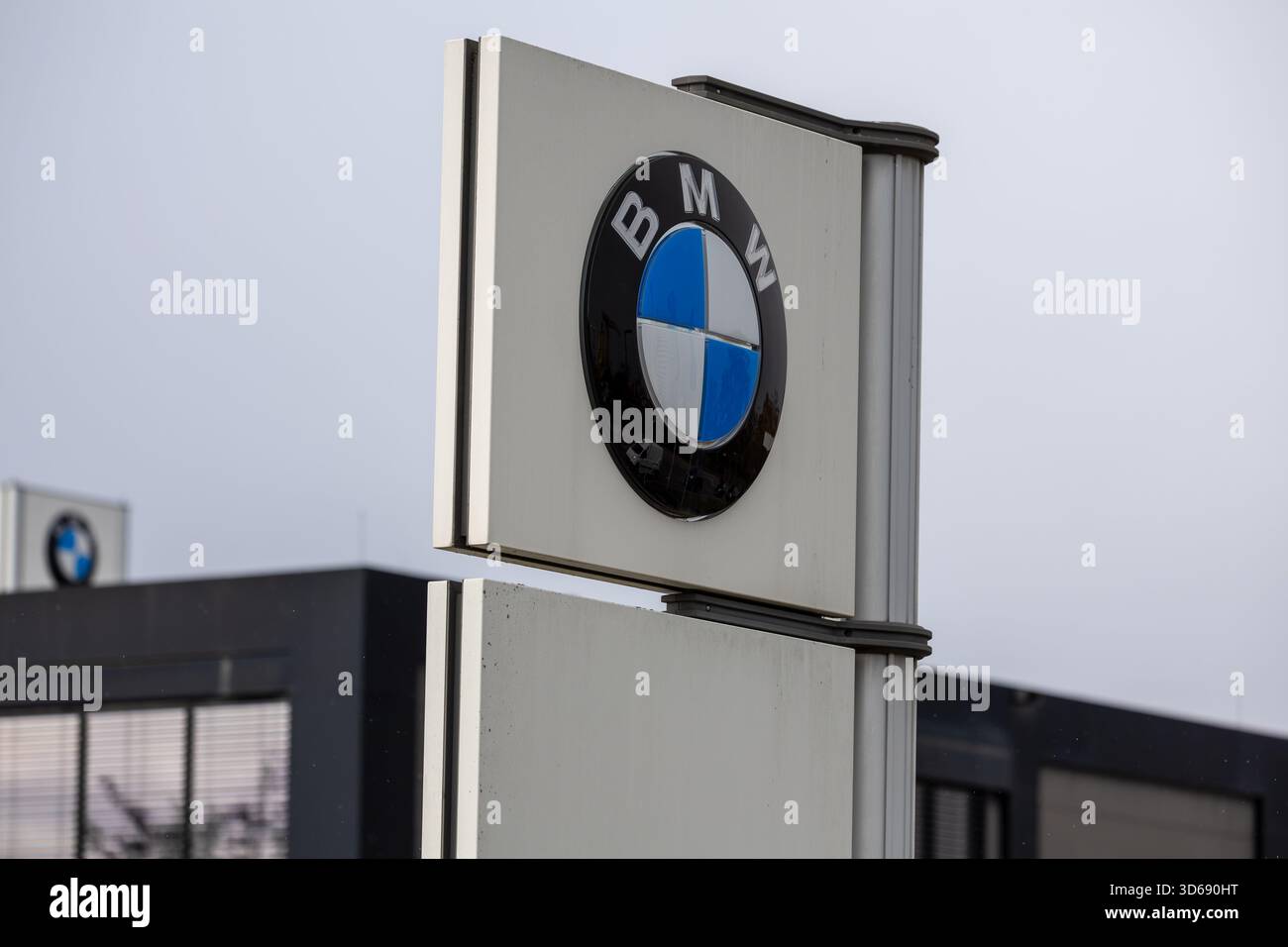 Bmw car company hi-res stock photography and images - Alamy