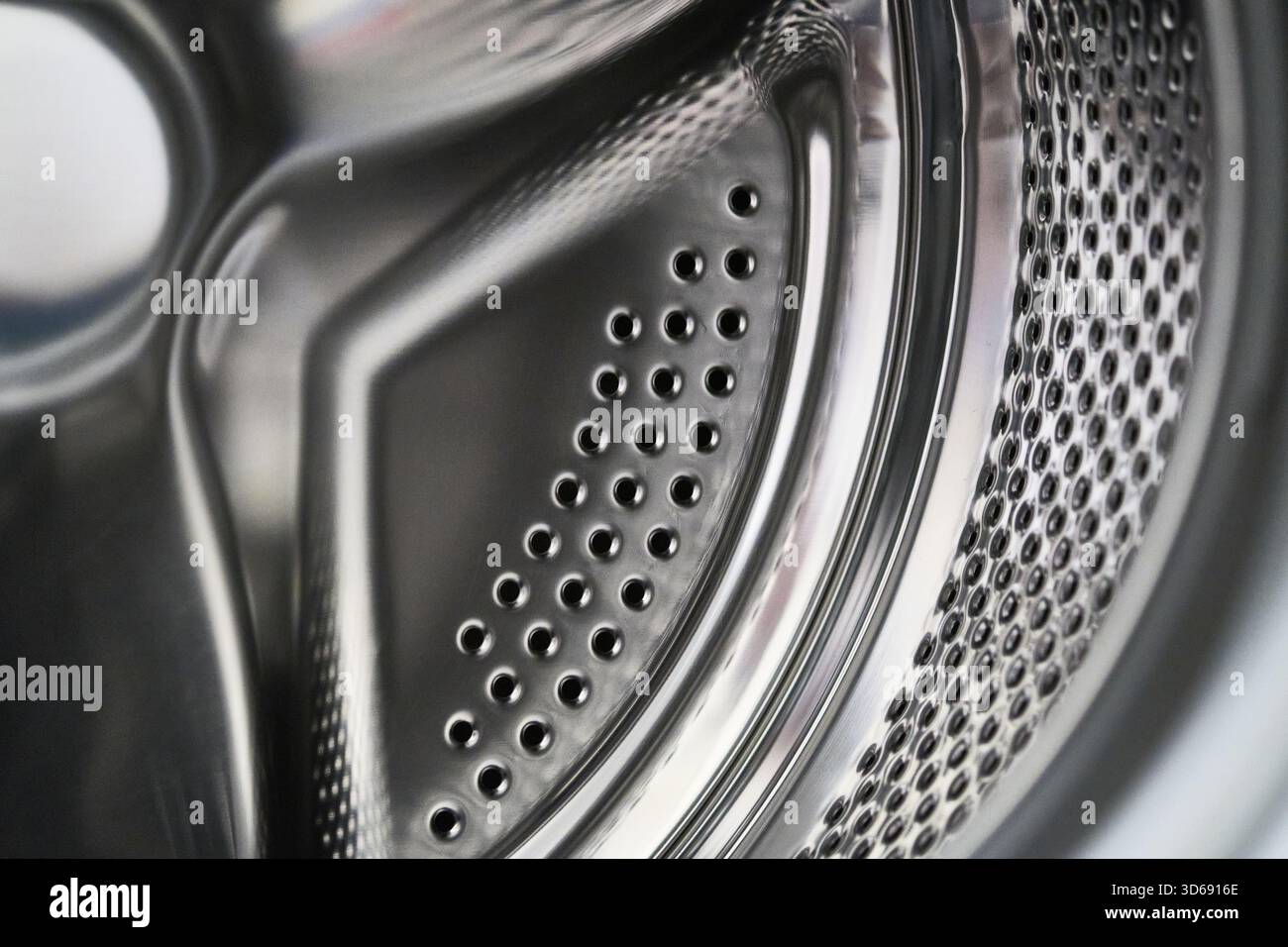 Industrial laundry machine hi-res stock photography and images - Alamy