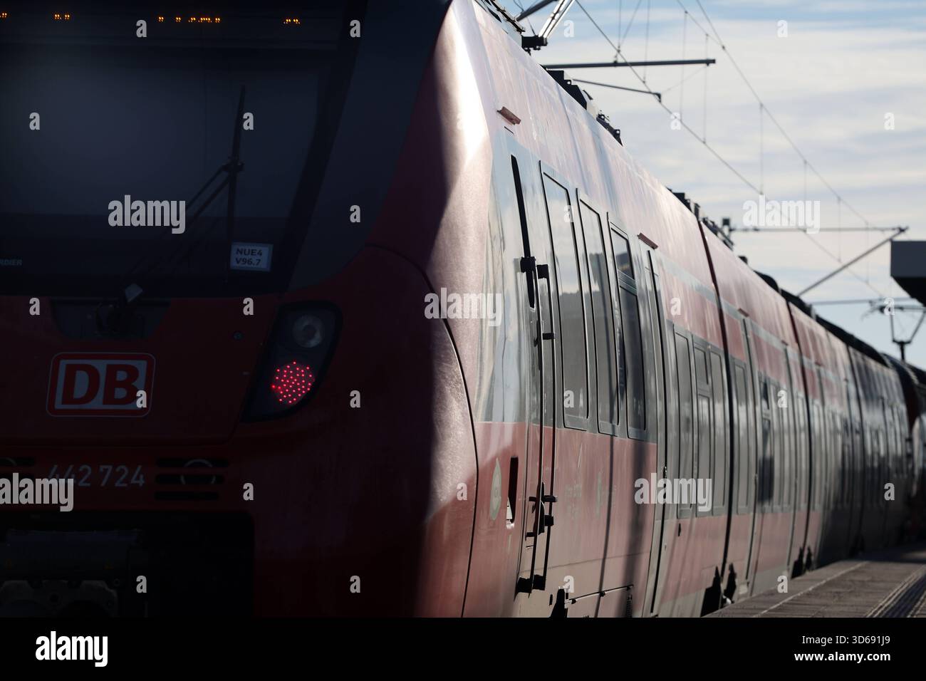 DB , Deutsche Bahn , Zug , Züge , Schiene , Gleis , reisen , ICE , S ...