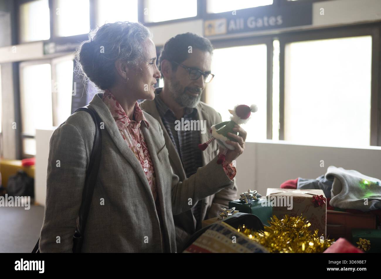 A Sudden Case of Christmas Year : 2024 UK / Italie Directed by Peter Chelsom Andie MacDowell ...