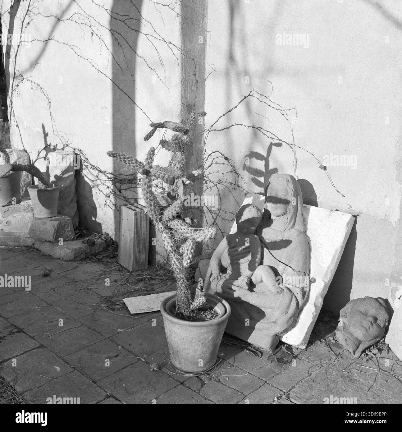 Cuchi White (1930-2013) Workshop of sculptor Corrado Vigni (Florence ...
