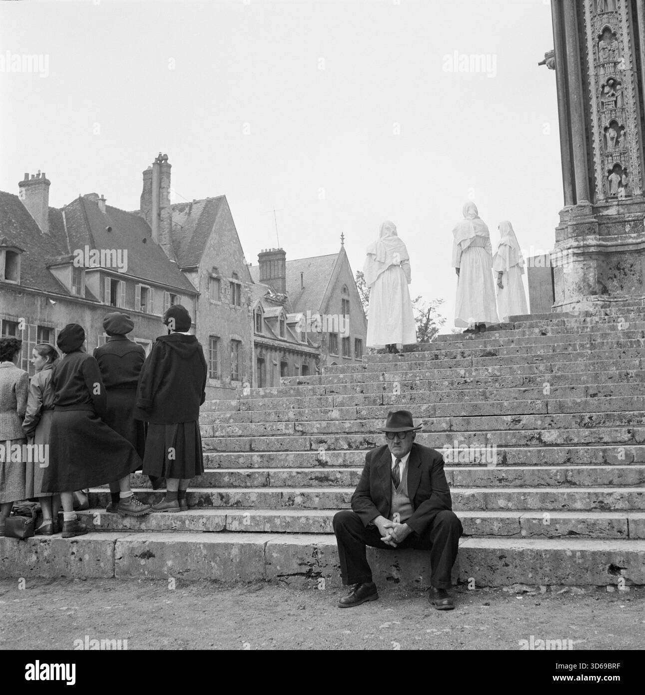 Cuchi White (1930-2013) On the steps of the south portal of Chartres ...