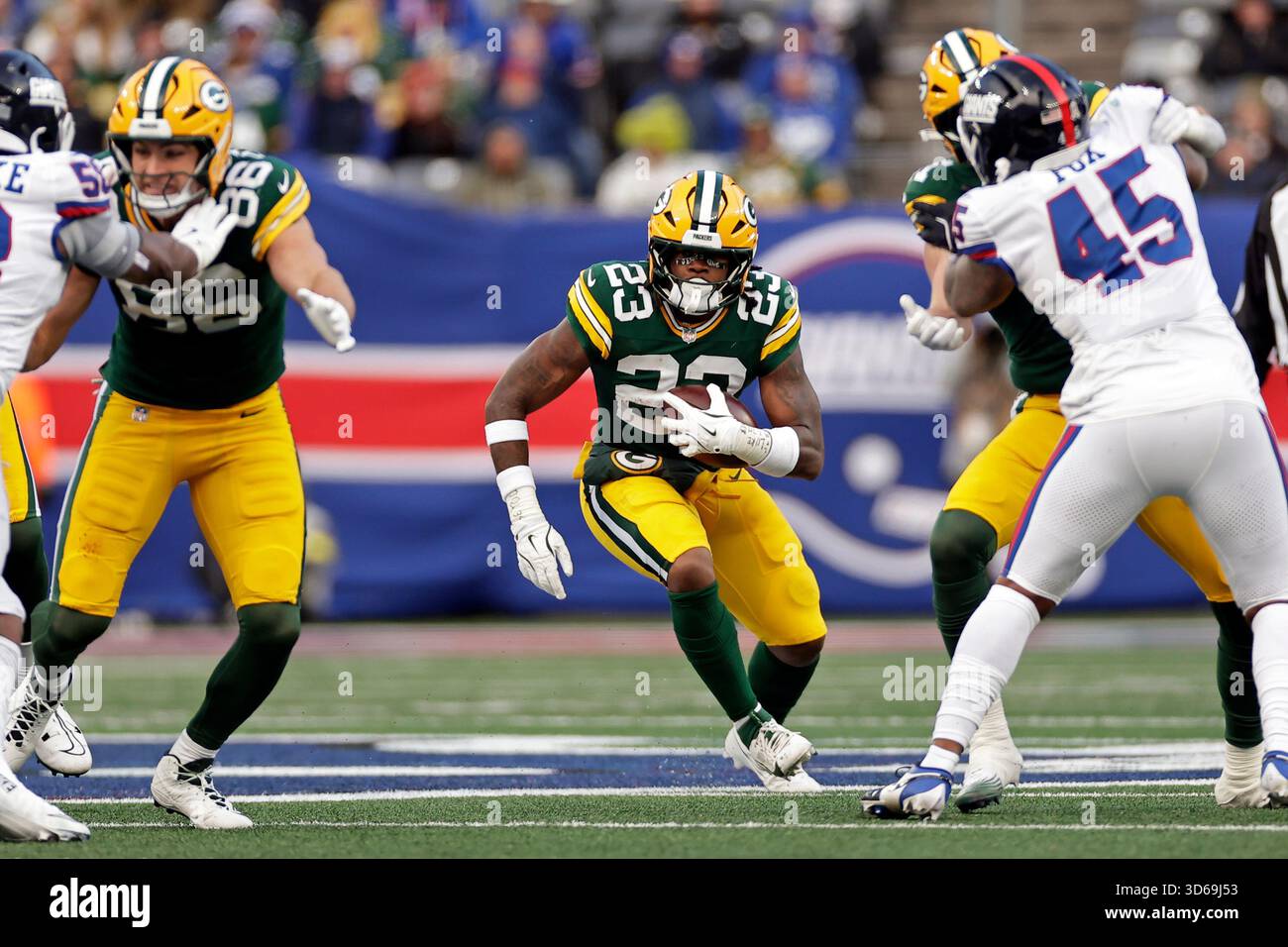 Green Bay Packers running back Emanuel Wilson (23) runs with the ball ...