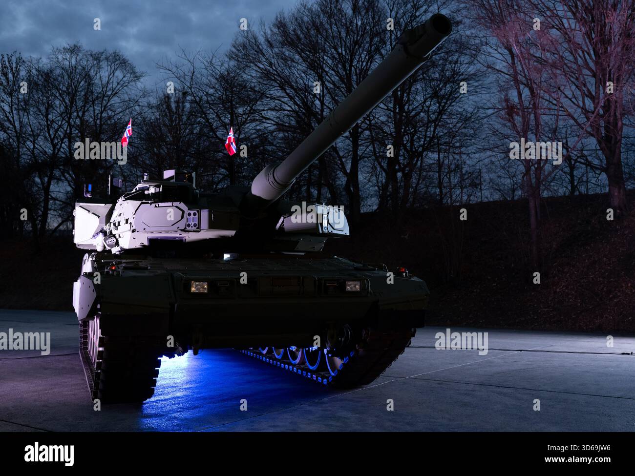 19 November 2025, Bavaria, Munich: A Leopard 2A8 can be seen during the ...