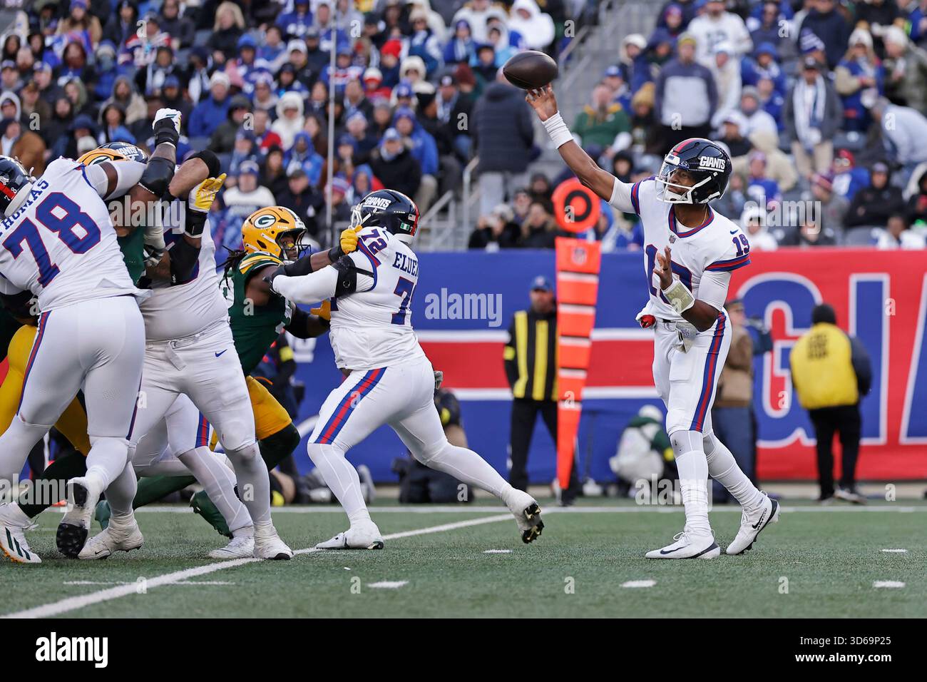 New York Giants quarterback Jameis Winston (19) passes the ball during ...