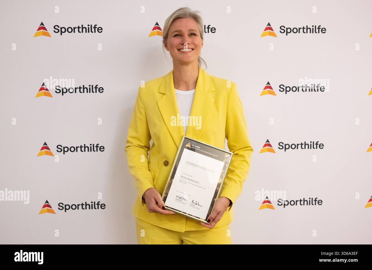 19 November 2025, Hesse, Frankfurt/Main: Bitta Heidemann (Olympic ...