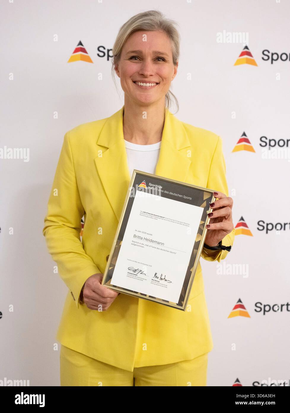 19 November 2025, Hesse, Frankfurt/Main: Bitta Heidemann (Olympic ...