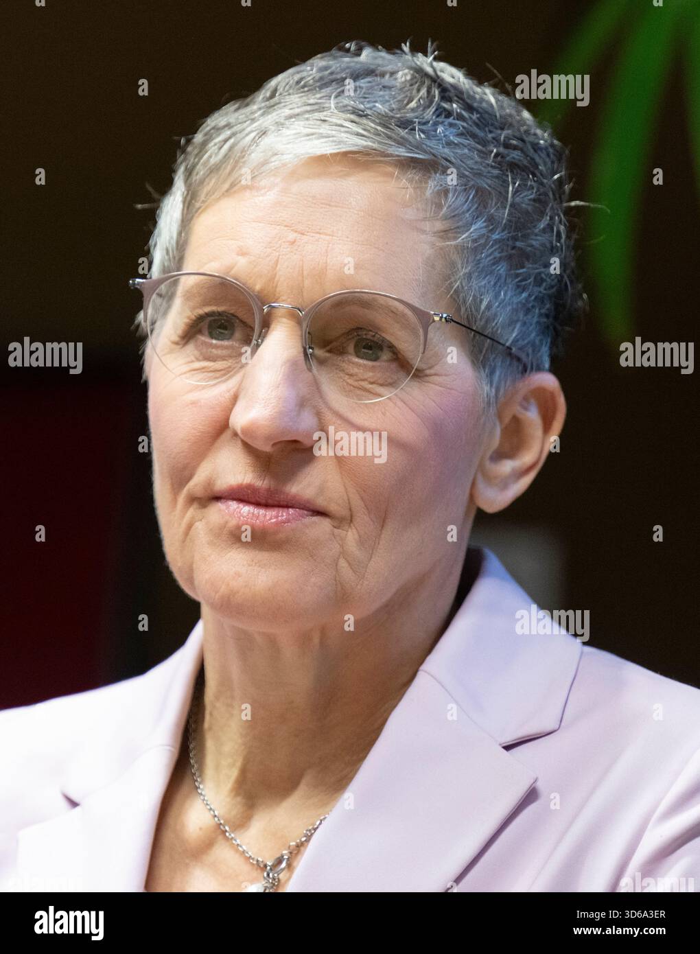 19 November 2025, Hesse, Frankfurt/Main: Kathrin Boron (Olympic rowing ...
