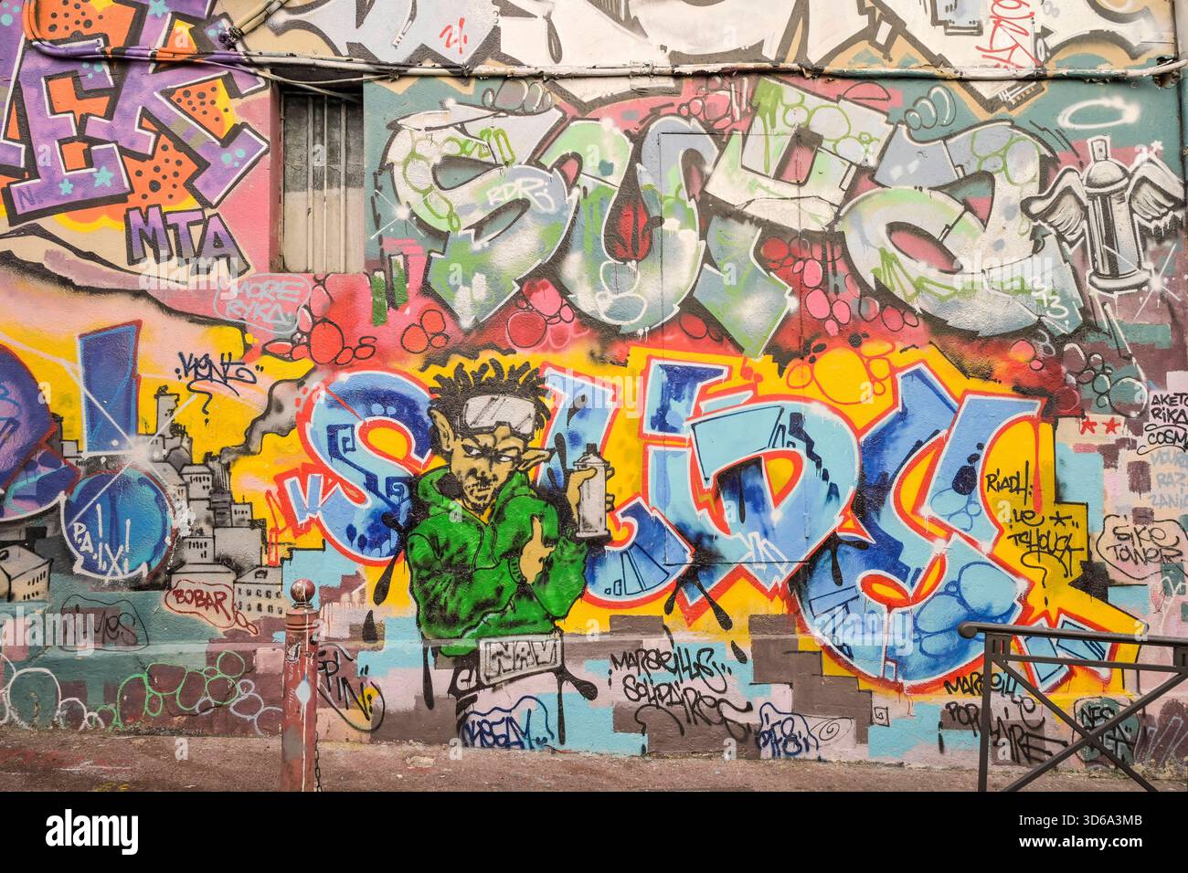 Wandgemälde, Graffiti, Szeneviertel Cours Julien, Marseille, Frankreich ...